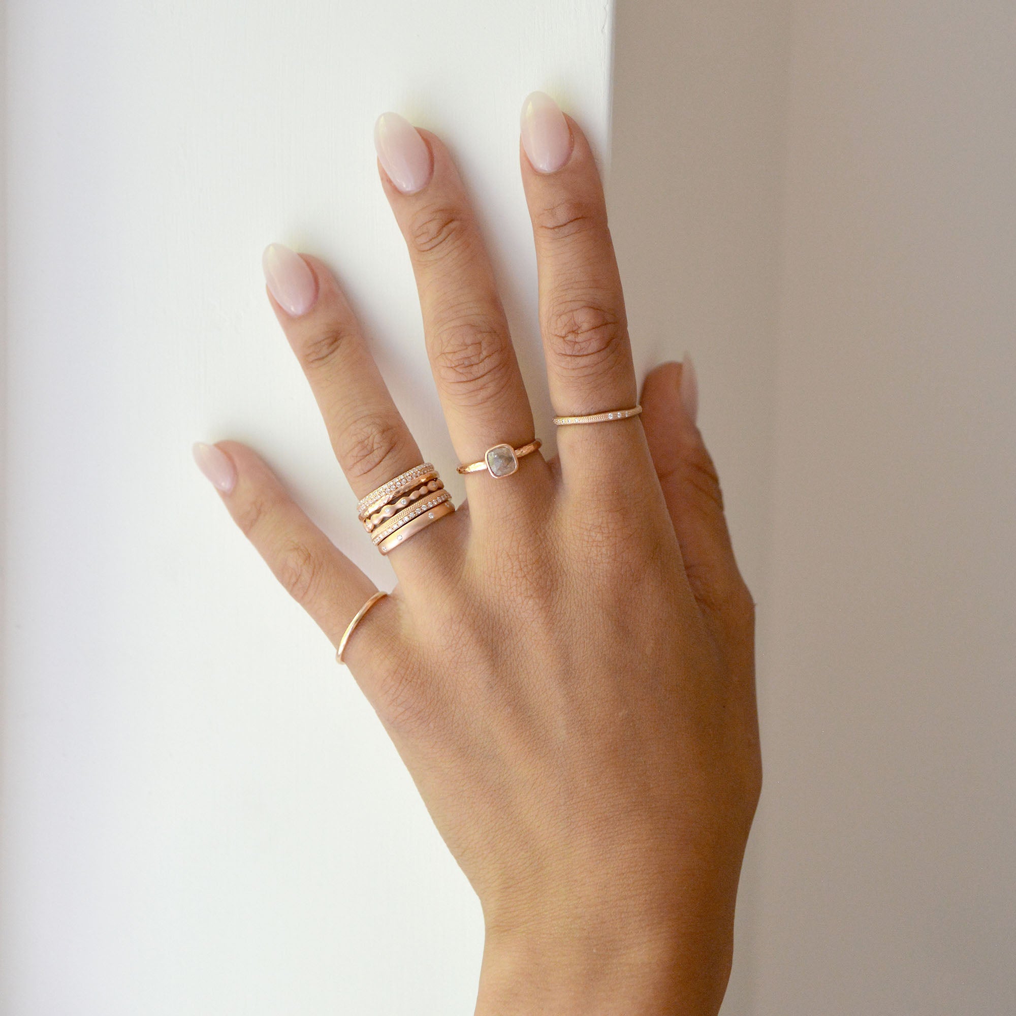 Gold Wavy Stardust Band – Anne Sportun Fine Jewellery